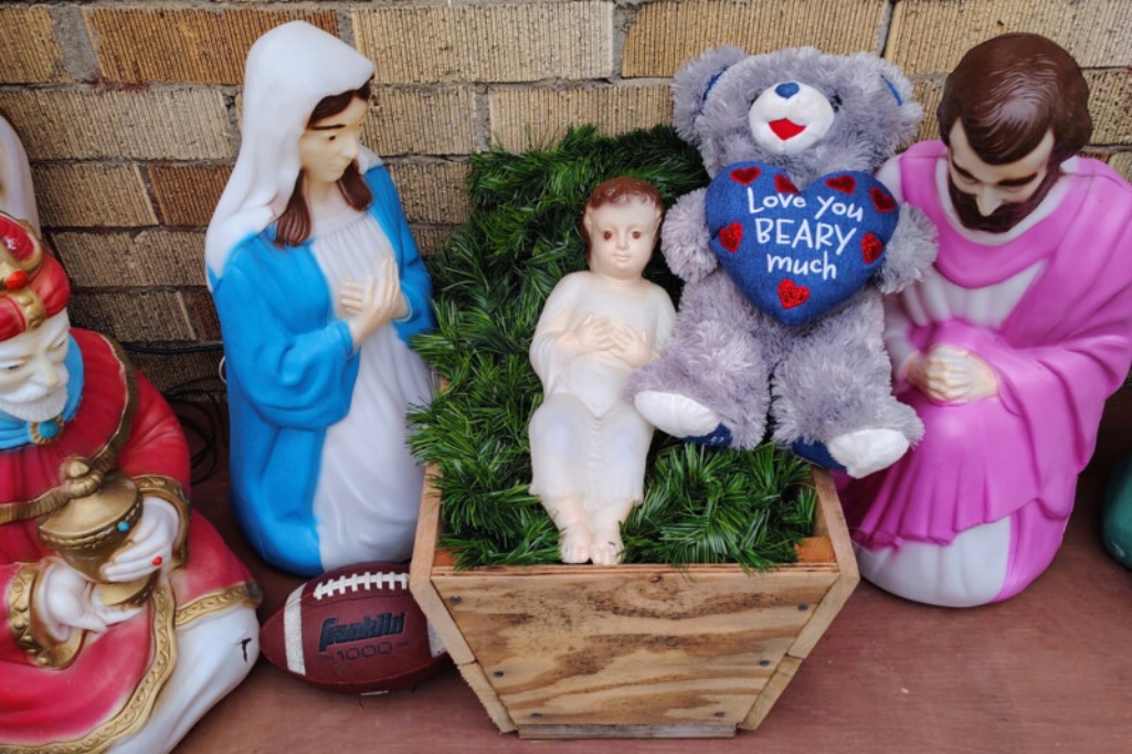 Boy leaves football, teddy bear for baby Jesus at Arkansas church ...
