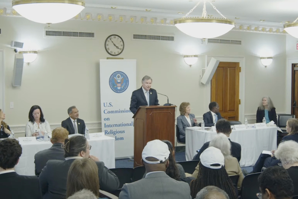 Report brings mixed views of US support for international religious ...